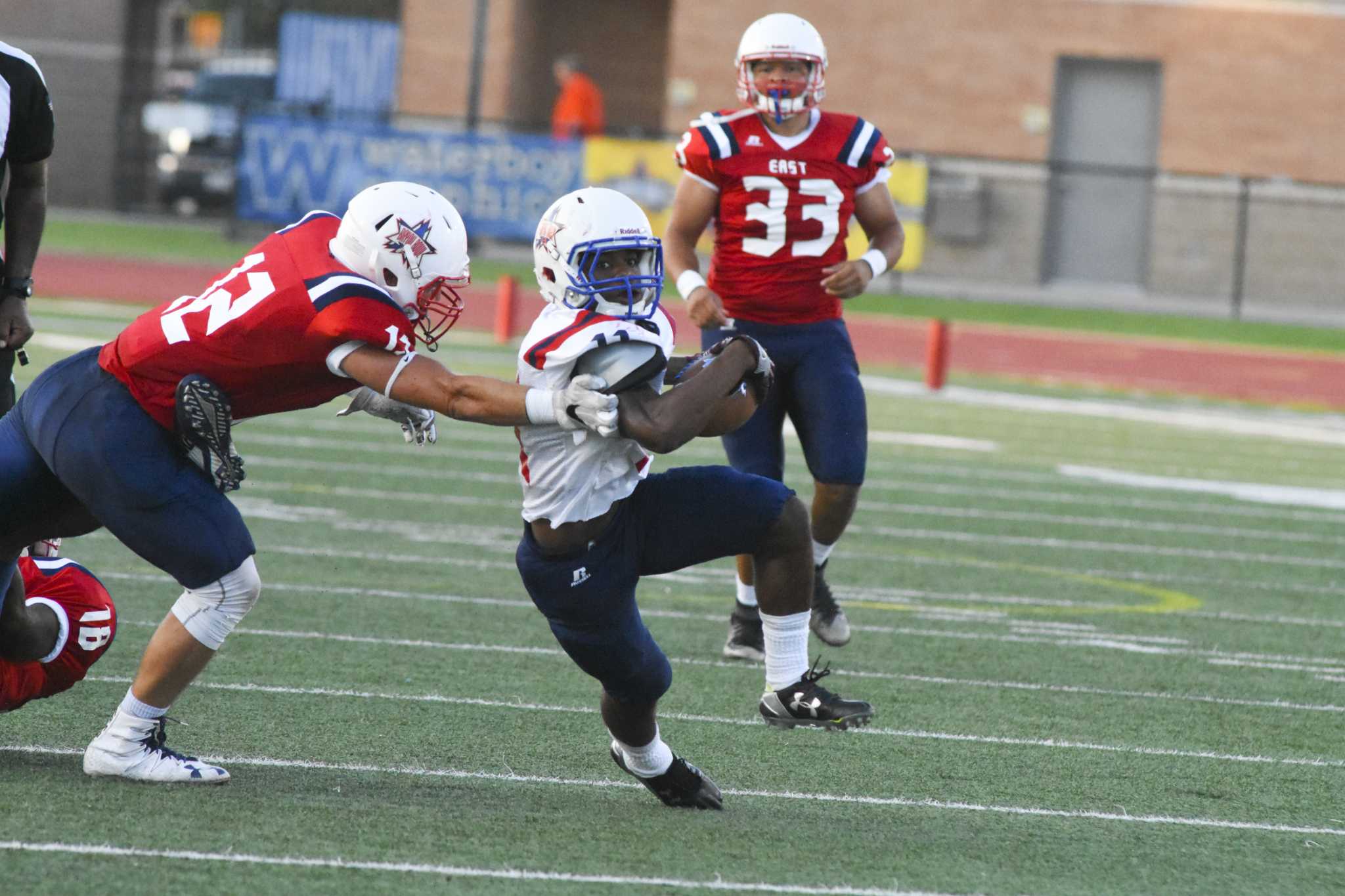 McCray puts on a show as West rolls to 30-7 victory in 2017 Bayou Bowl