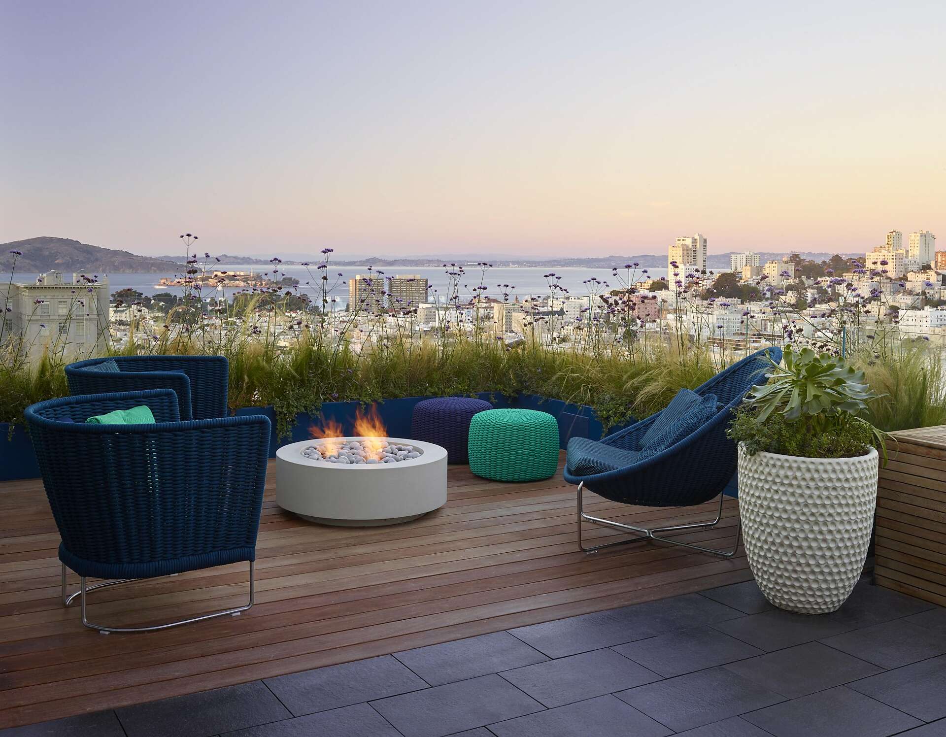 San Francisco rooftop terraces that rise above it all