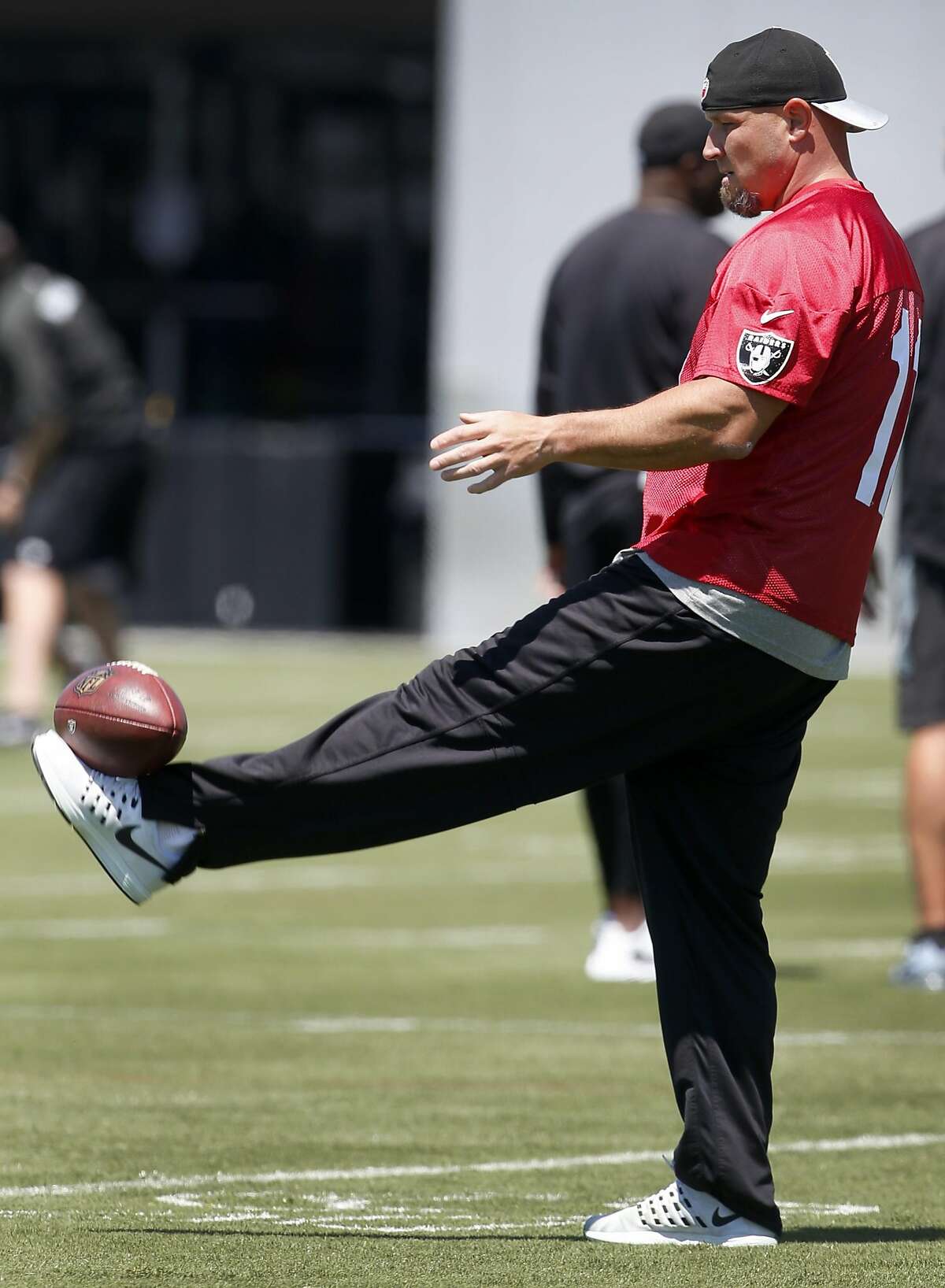 Raiders’ Sebastian Janikowski thriving at age 39