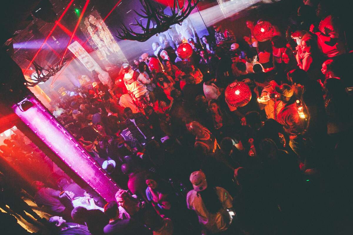 Photos: Warriors party at San Francisco nightclub, reportedly down 80 ...