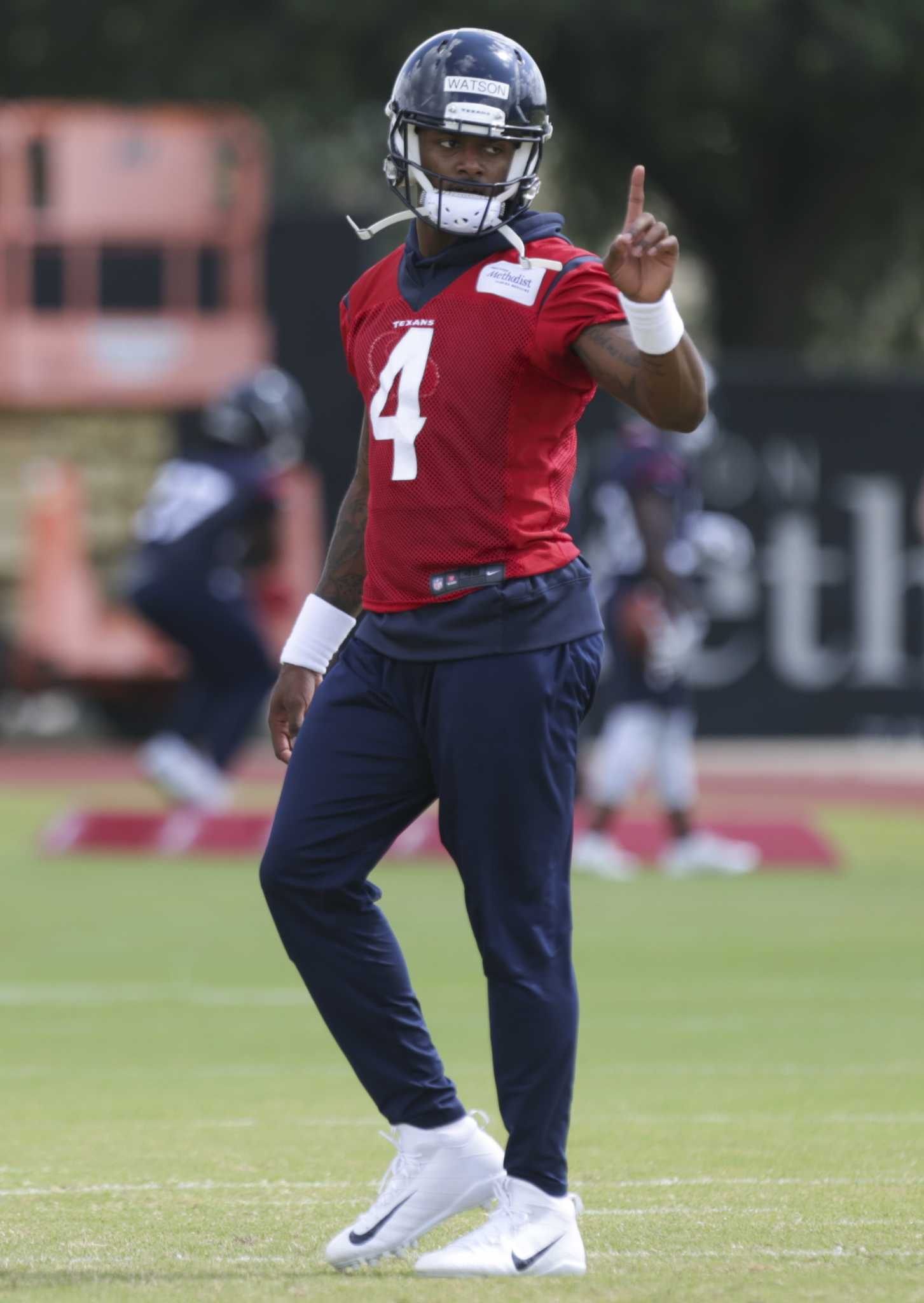 Texans rookie Deshaun Watson drawing rave reviews