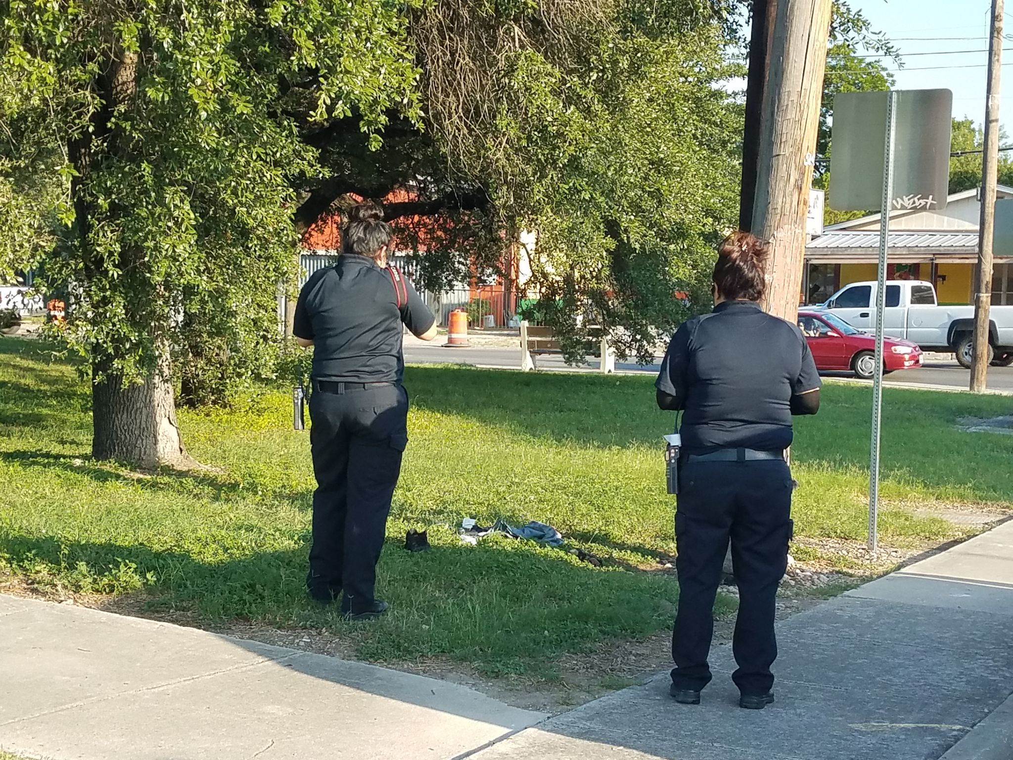 Gunman on the loose after shooting at South Laredo and Trinity streets