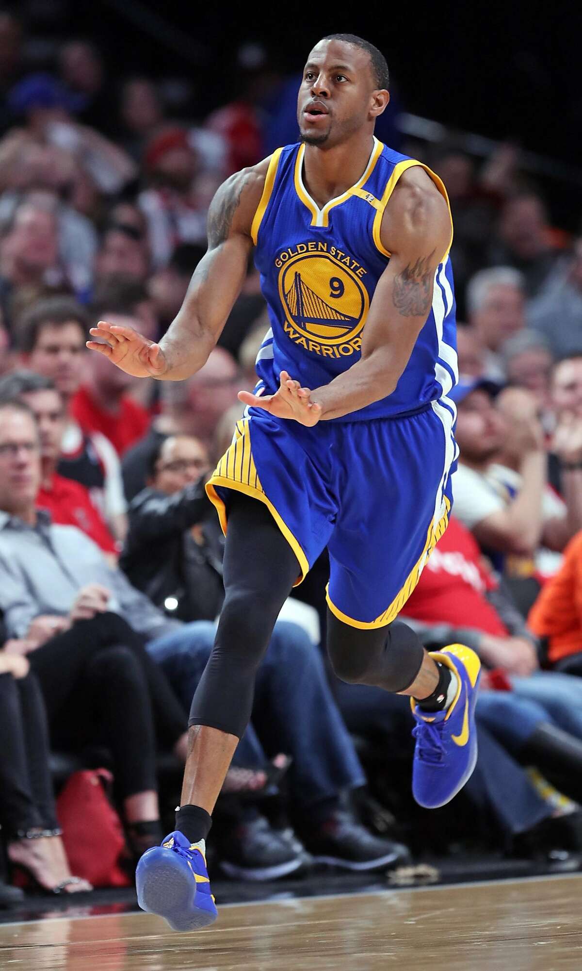 Iguodala will meet with Spurs first