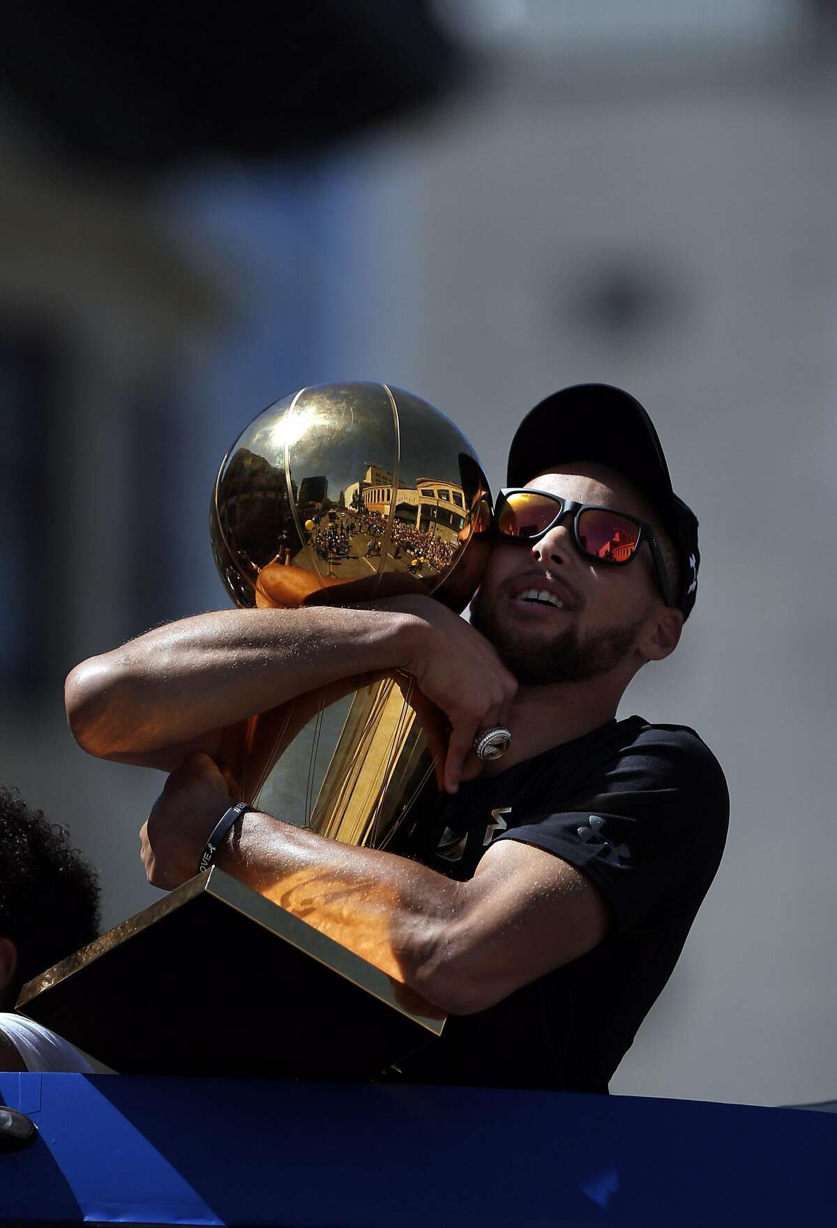 Warriors’ championship trophy takes a star turn in SF