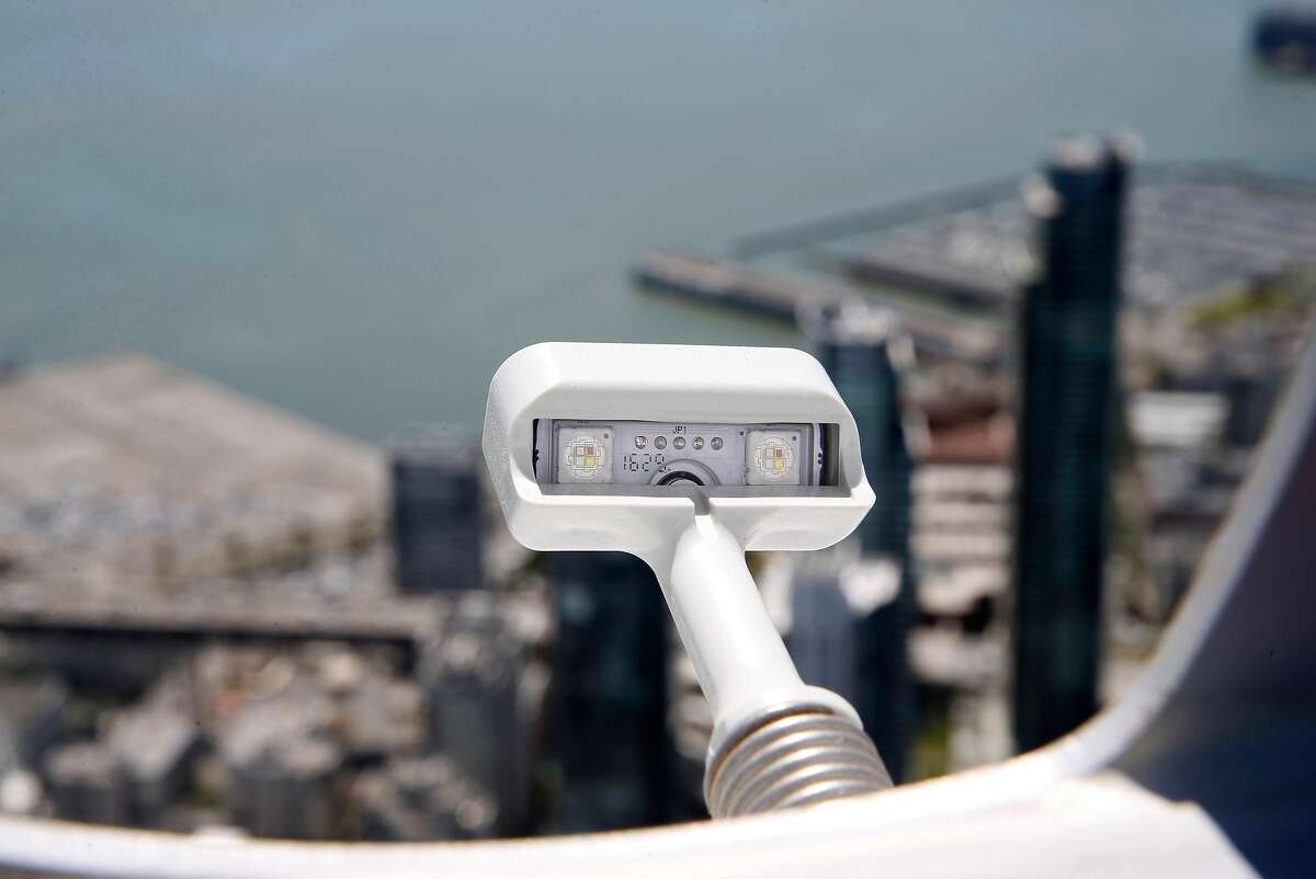 Salesforce Tower will soon light up San Francisco's night sky with ...