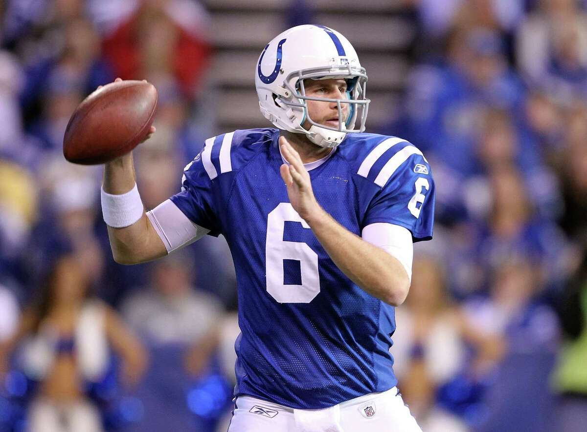 Former UConn star QB Orlovsky signs with Rams