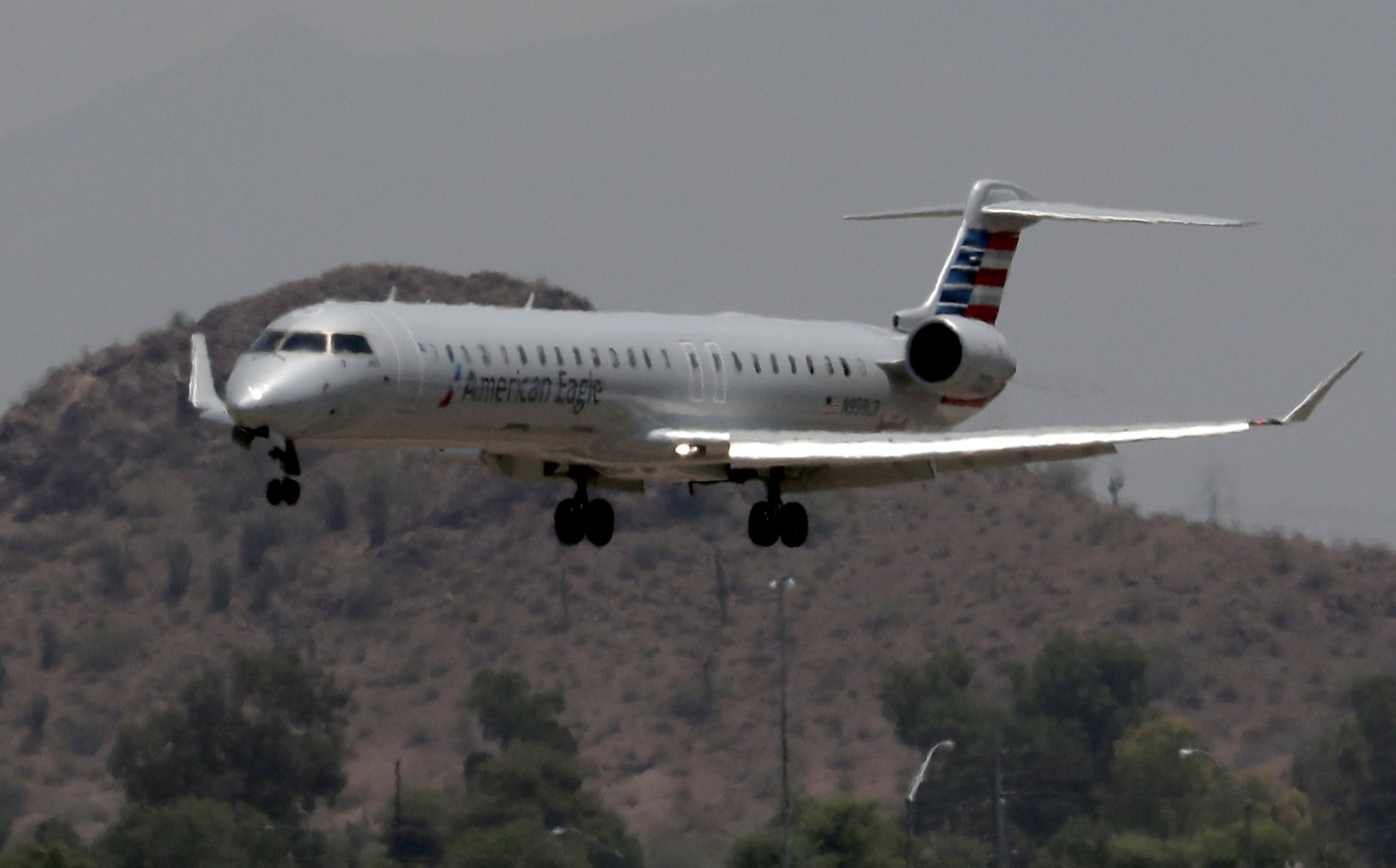 Extreme heat forces flight cancellations in southwestern US