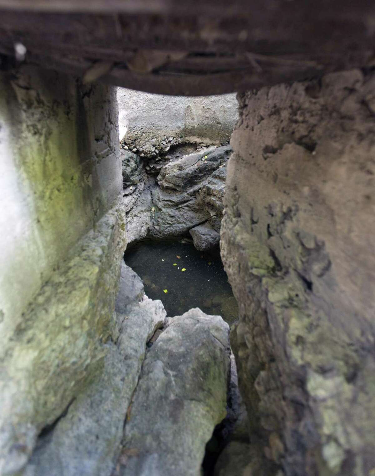 Downtown springs stop flowing as dry weather creeps back into region