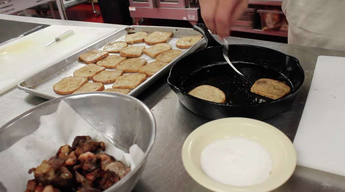 Possum meat was part of diet for soldiers before World War I.