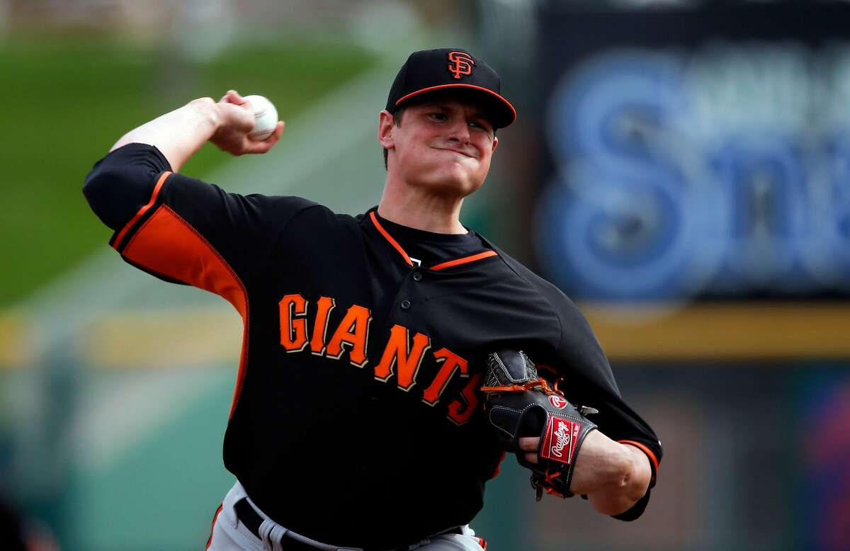 Kyle Crick replaces Derek Law in Giants’ bullpen