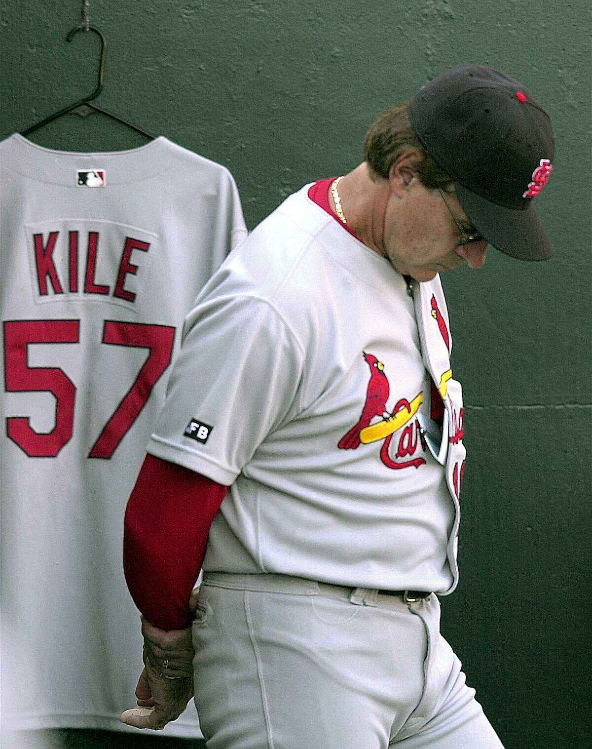 Darryl Kile, former Astros pitcher and fan favorite, died 15 years ago