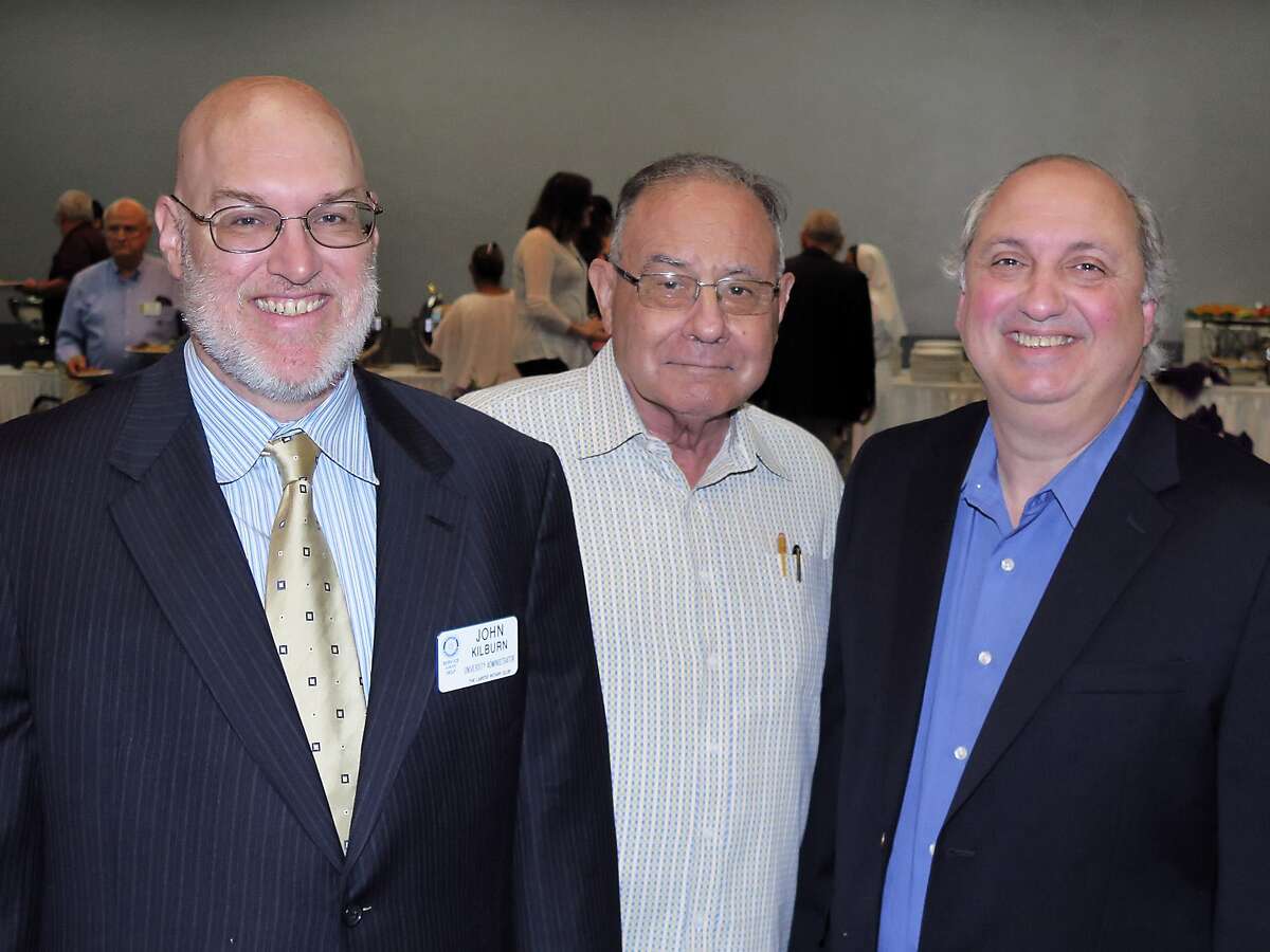 Se reúnen miembros de Laredo Rotary Club
