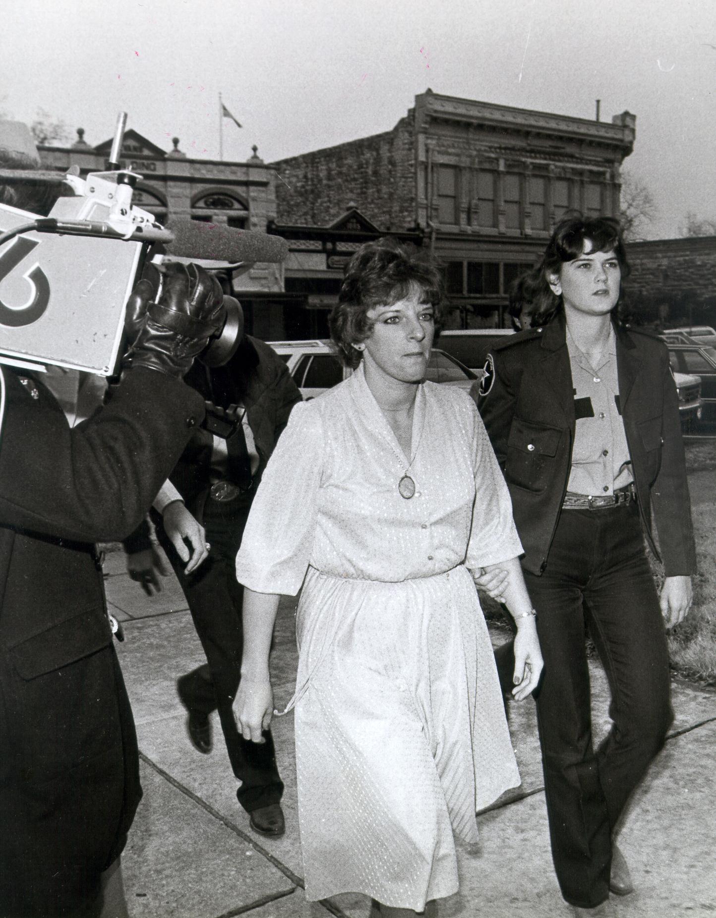 Convicted child-killer Genene Jones charged in another death
