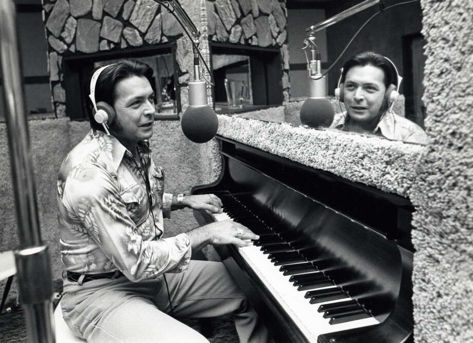 Pasadena council asked to name road for Mickey Gilley - Houston Chronicle