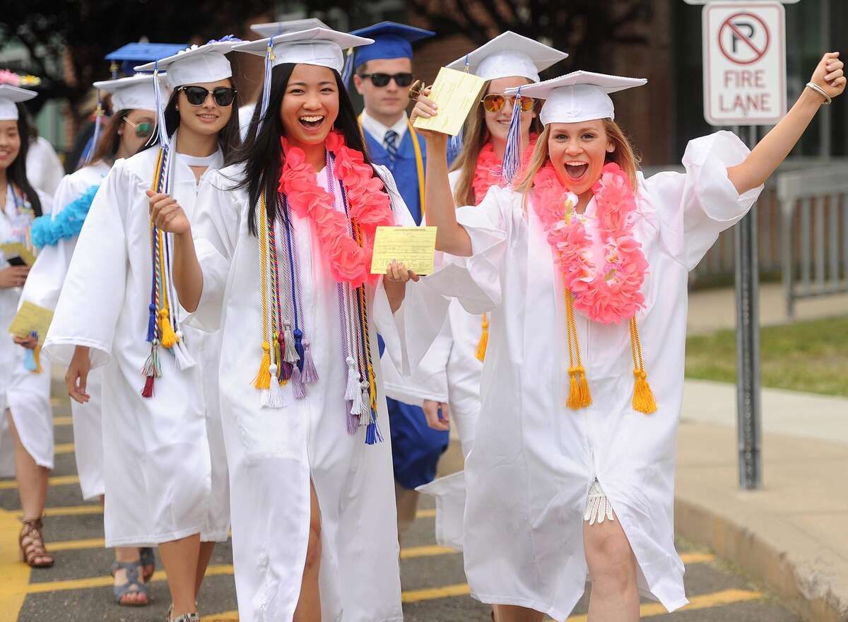 Fairfield Ludlowe High School graduation