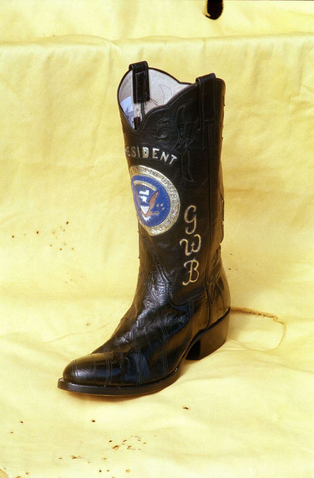 Legendary Houston boot maker Rocky Carroll has died