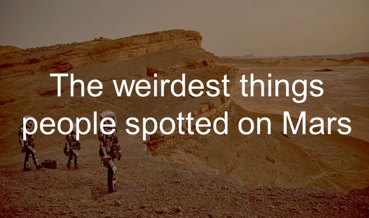 NASA's Curiosity rover captured a strange rock formation on Mars and ...