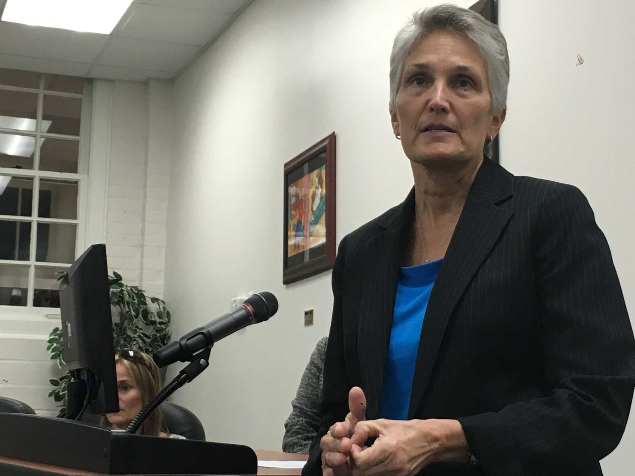 Willis Asst. Superintendent Lisa Severns retires