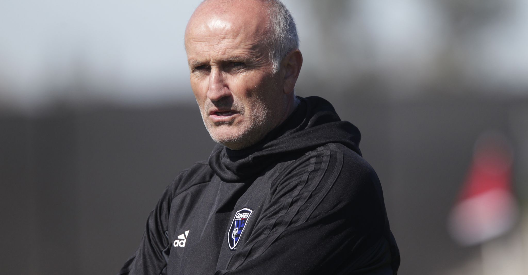 Earthquakes fire coach Dominic Kinnear, promote ex-player Chris Leitch