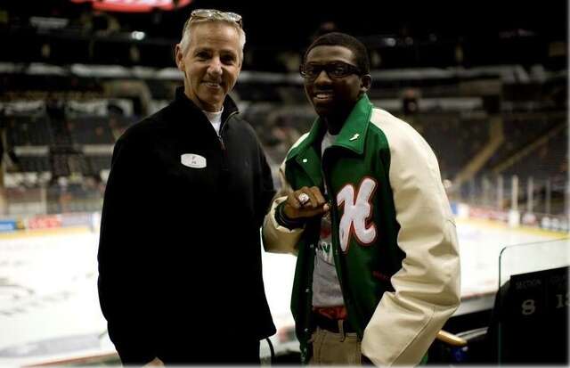 Spurs executives mentor local high school students