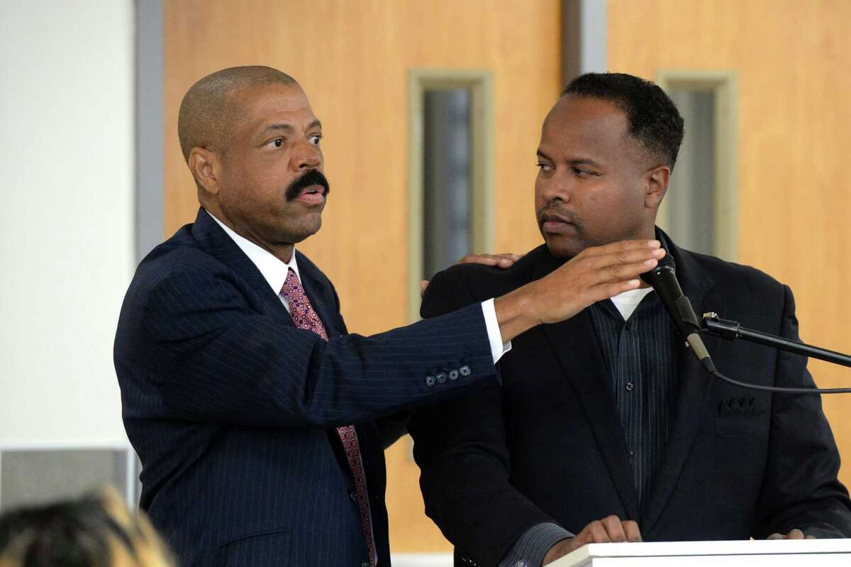 State Rep. Ron Reynolds turns himself into Montgomery County jail to ...