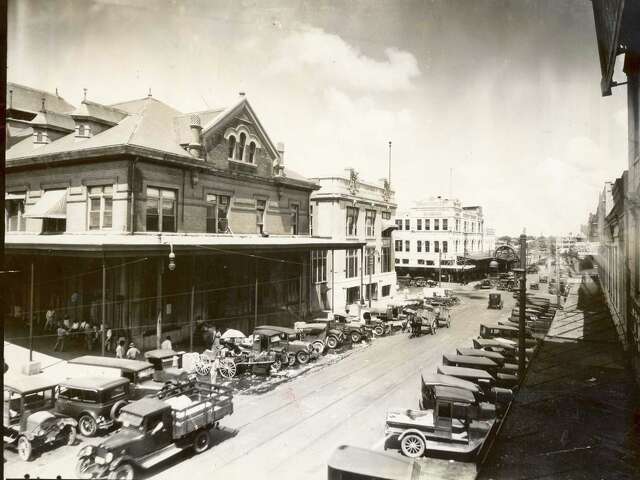 Farmers markets in Houston: A history