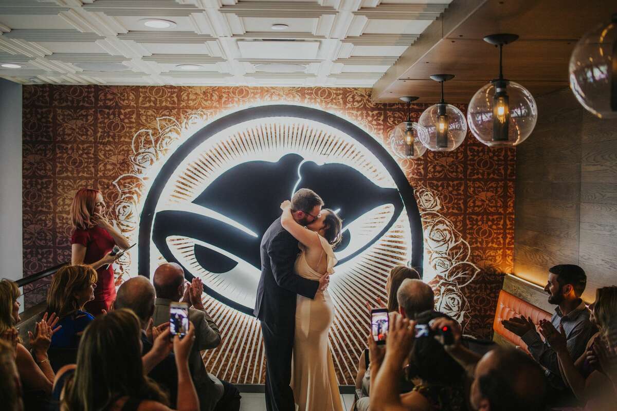 Dream wedding alert: Get married in a Las Vegas Taco Bell for $600