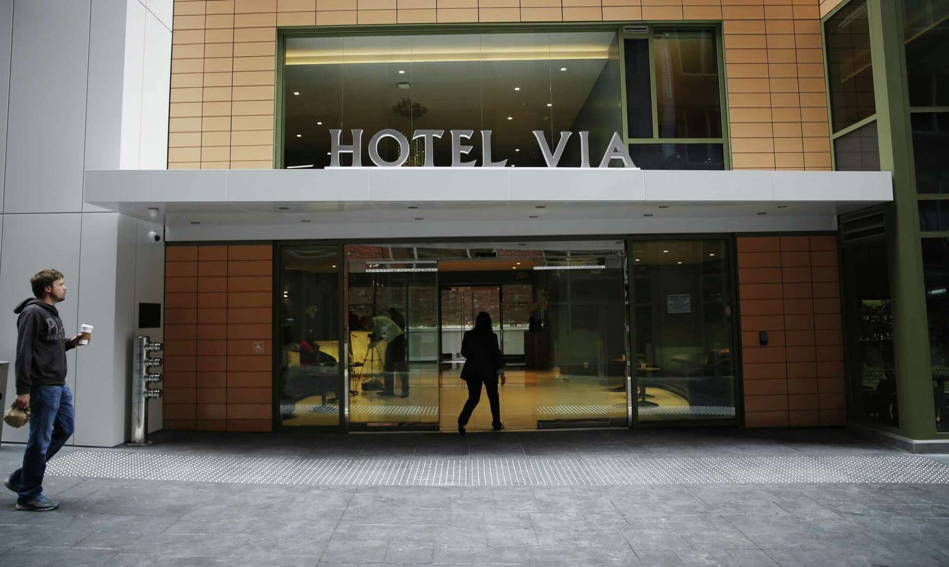 Hotel Via: a modest winner near the ballpark