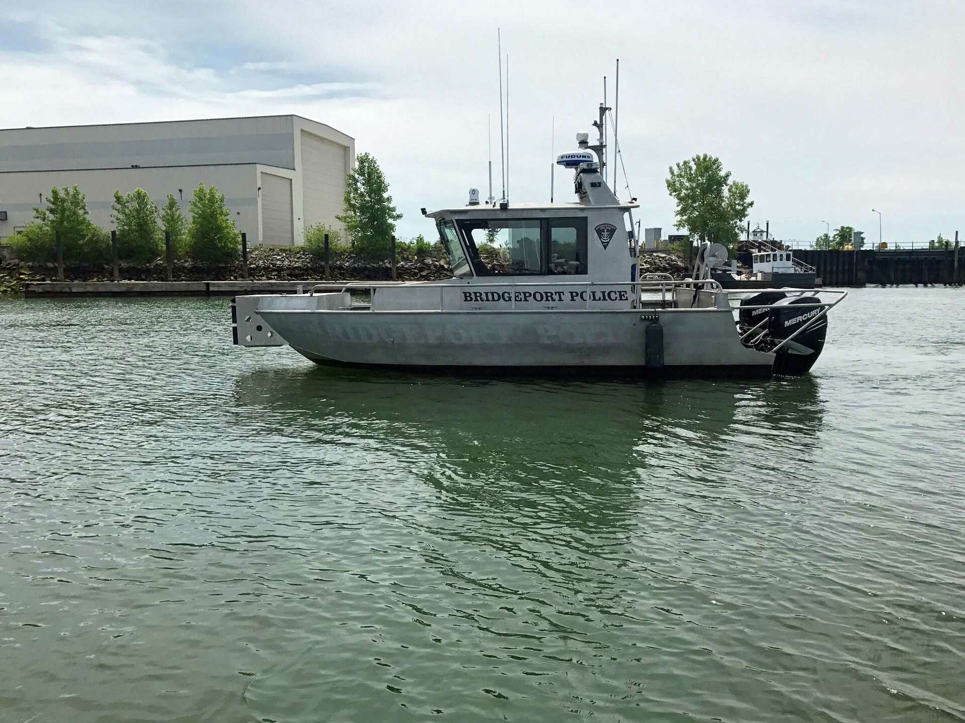Fire, police departments encourage boating safety
