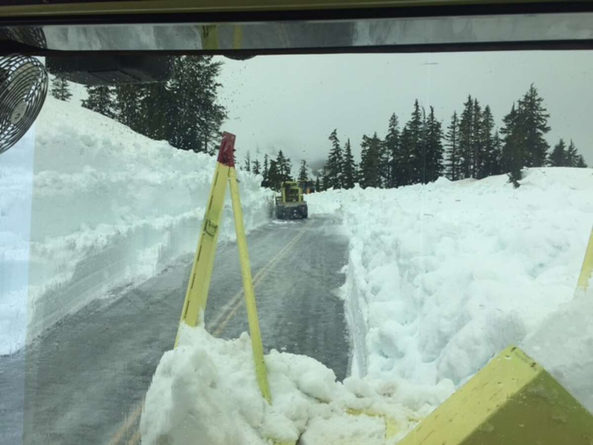 Watch: Clearing 70-foot snow drifts to Artist Point