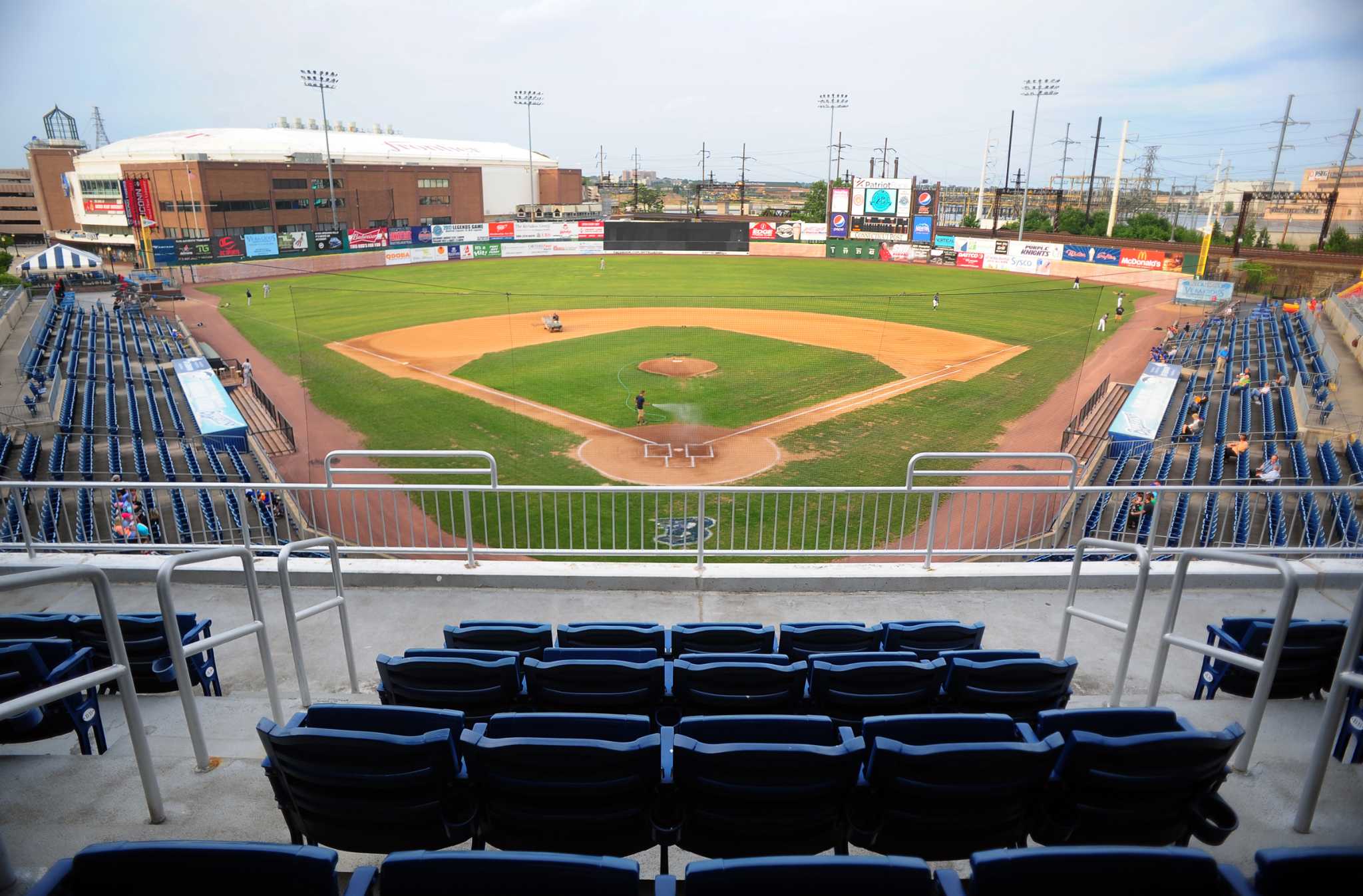 Bluefish baseball out, concerts in at Bridgeport’s Harbor Yard