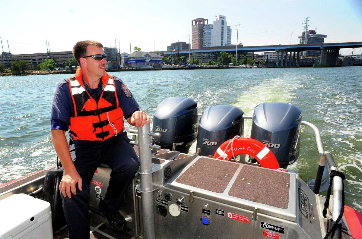Fire, police departments encourage boating safety