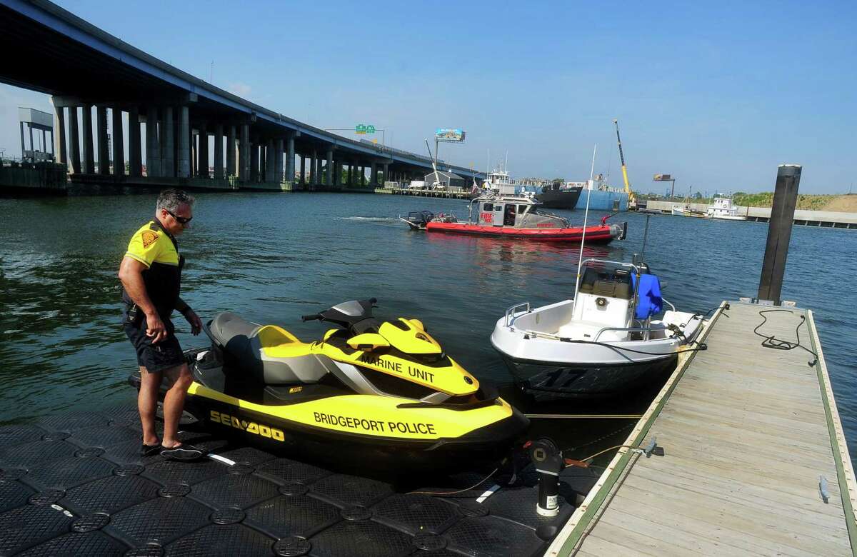 Fire, police departments encourage boating safety