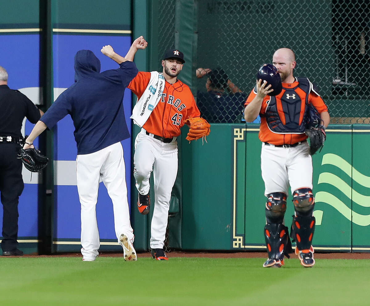 Bullpen meltdown dooms Astros in loss to Yankees