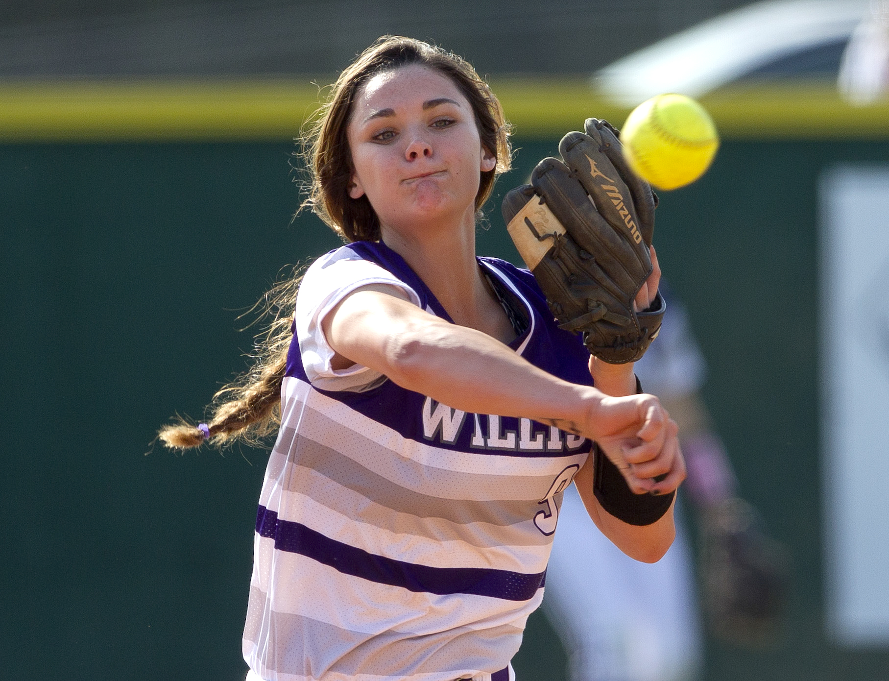 SOFTBALL: Willis holds off Tomball Memorial for district win
