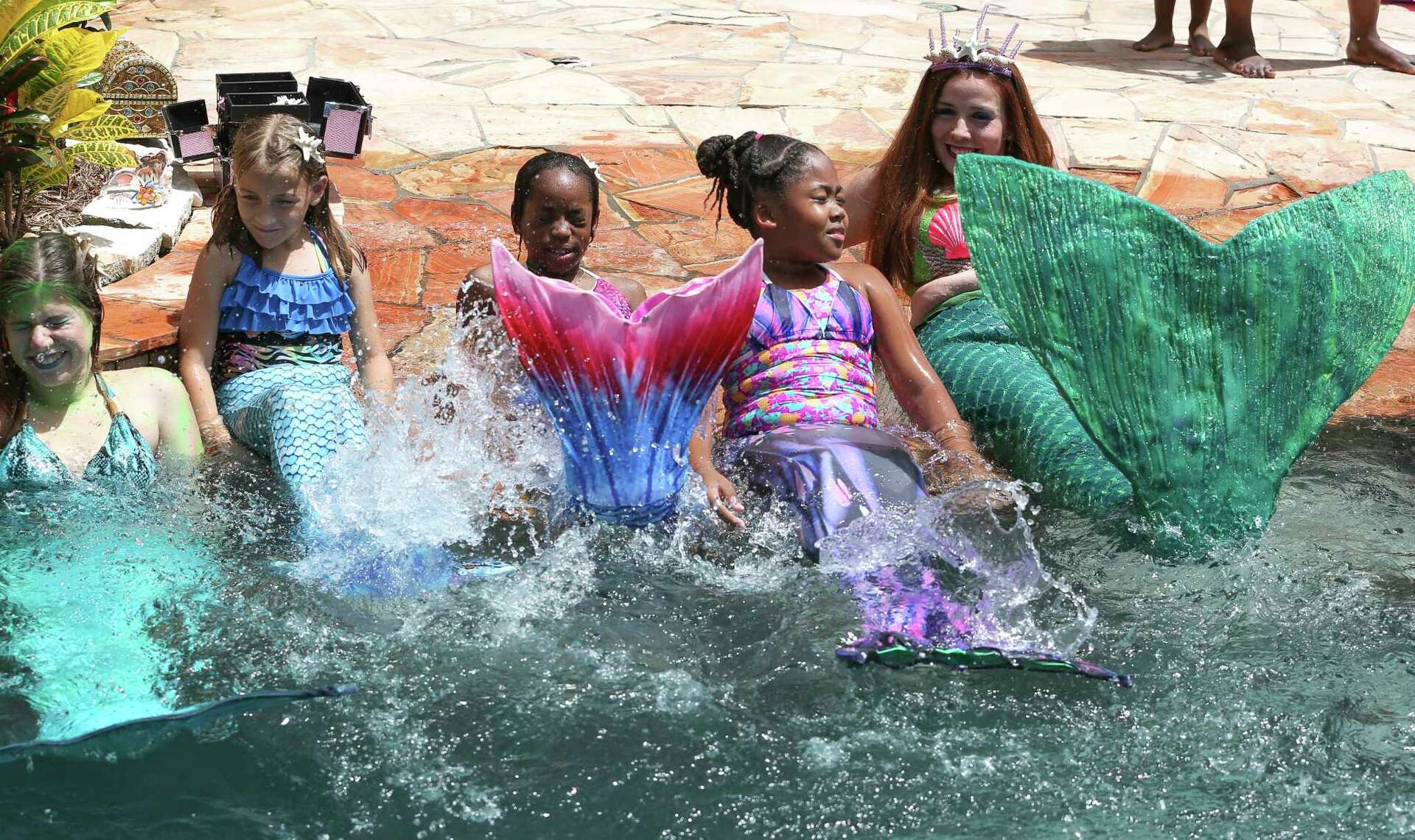 There's a new mermaid business in Houston and it's absolutely adorable