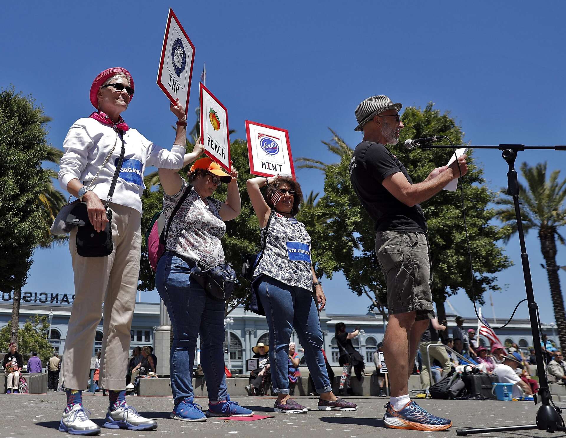 Thousands march in SF for Trump’s impeachment