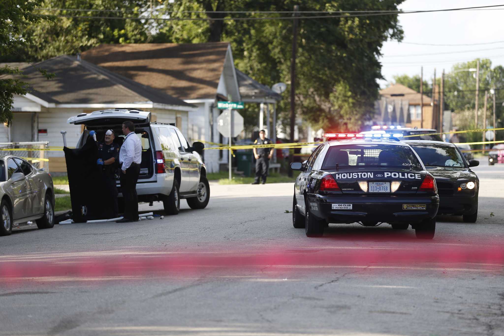 2 dead in Third Ward shooting