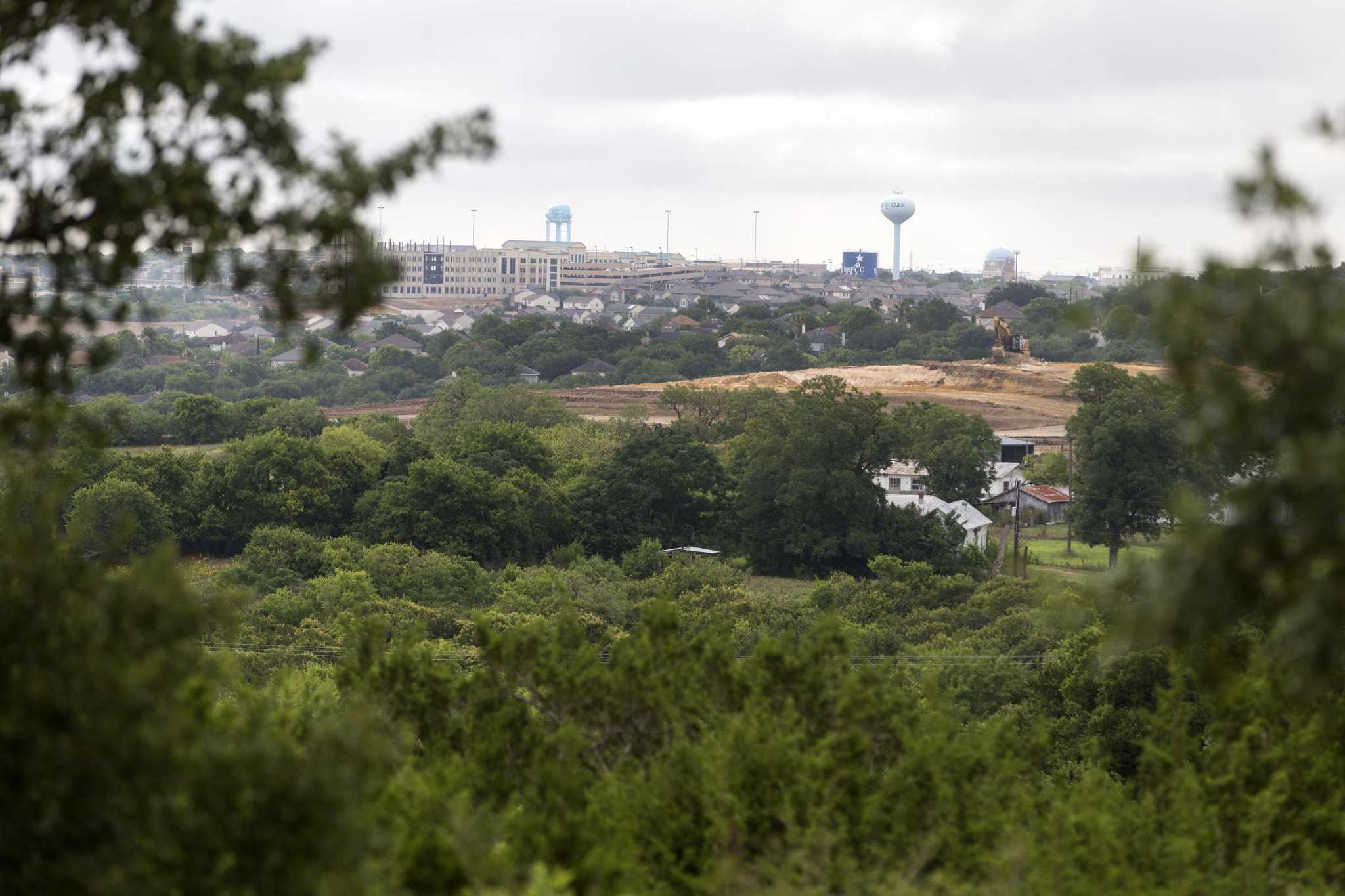 NWS: Cold front strikes Texas with drastic 40 degree temps