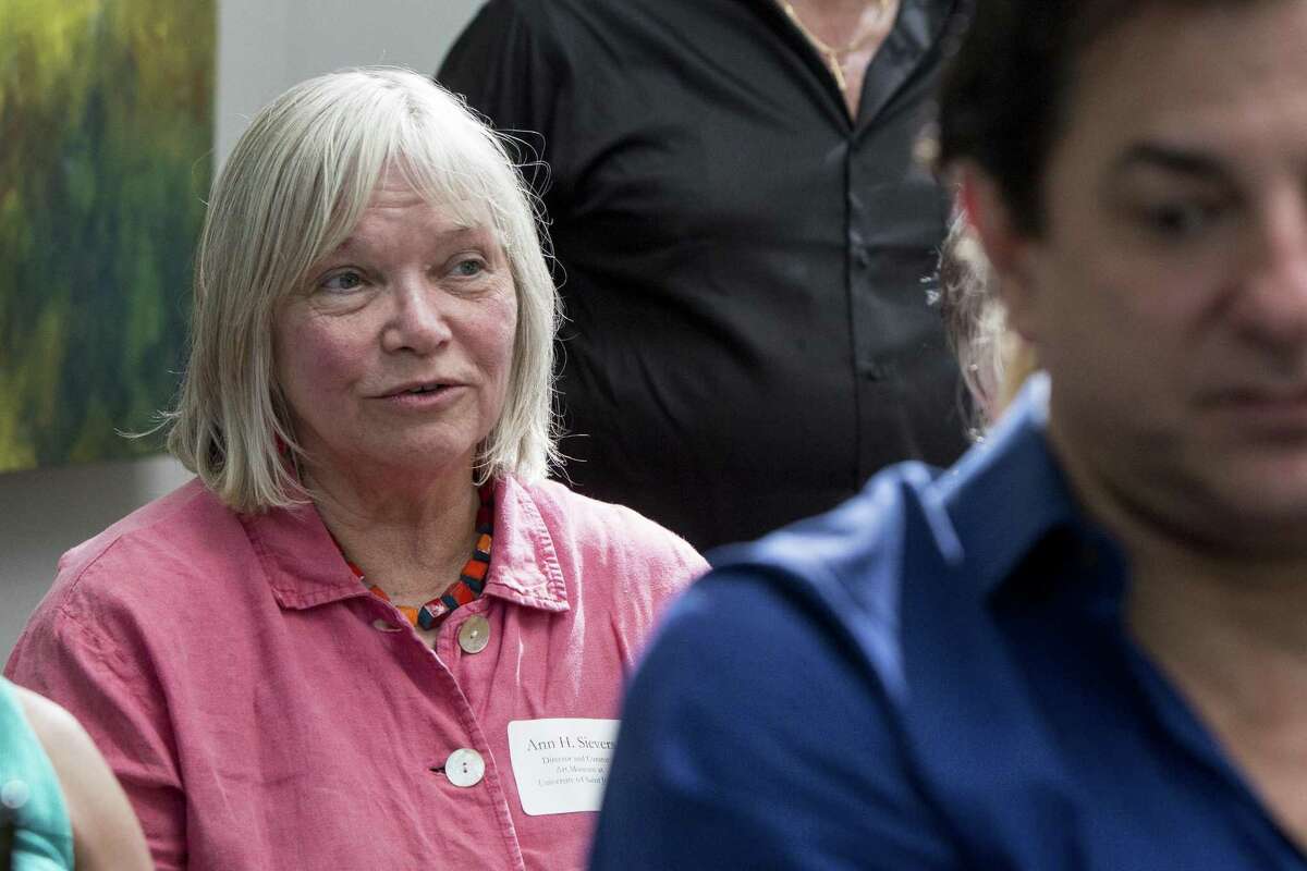 S Salon: Art leaders gather for an evening of spirited conversation