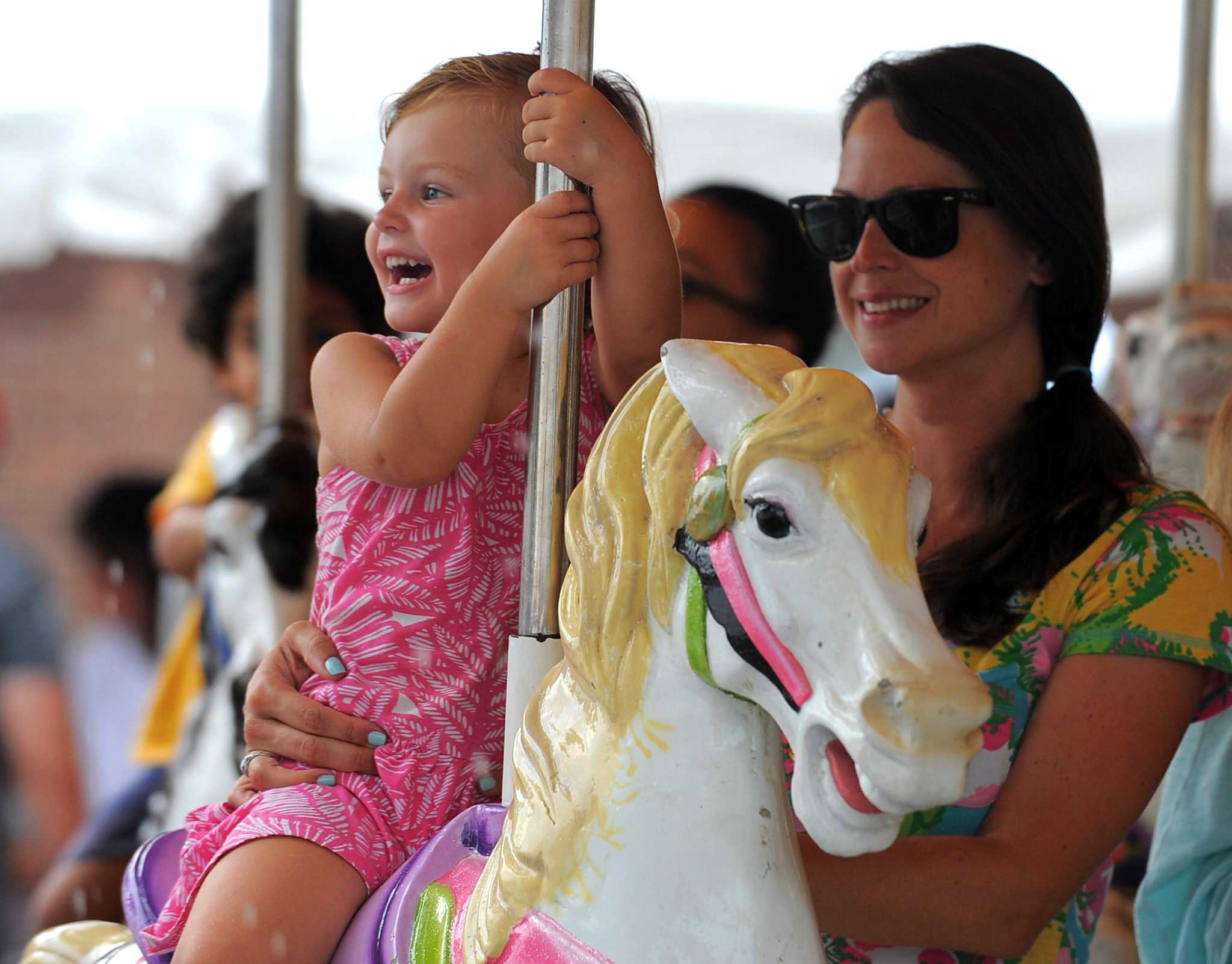 Neighborhood notes: news from around Greenwich’s neighborhoods