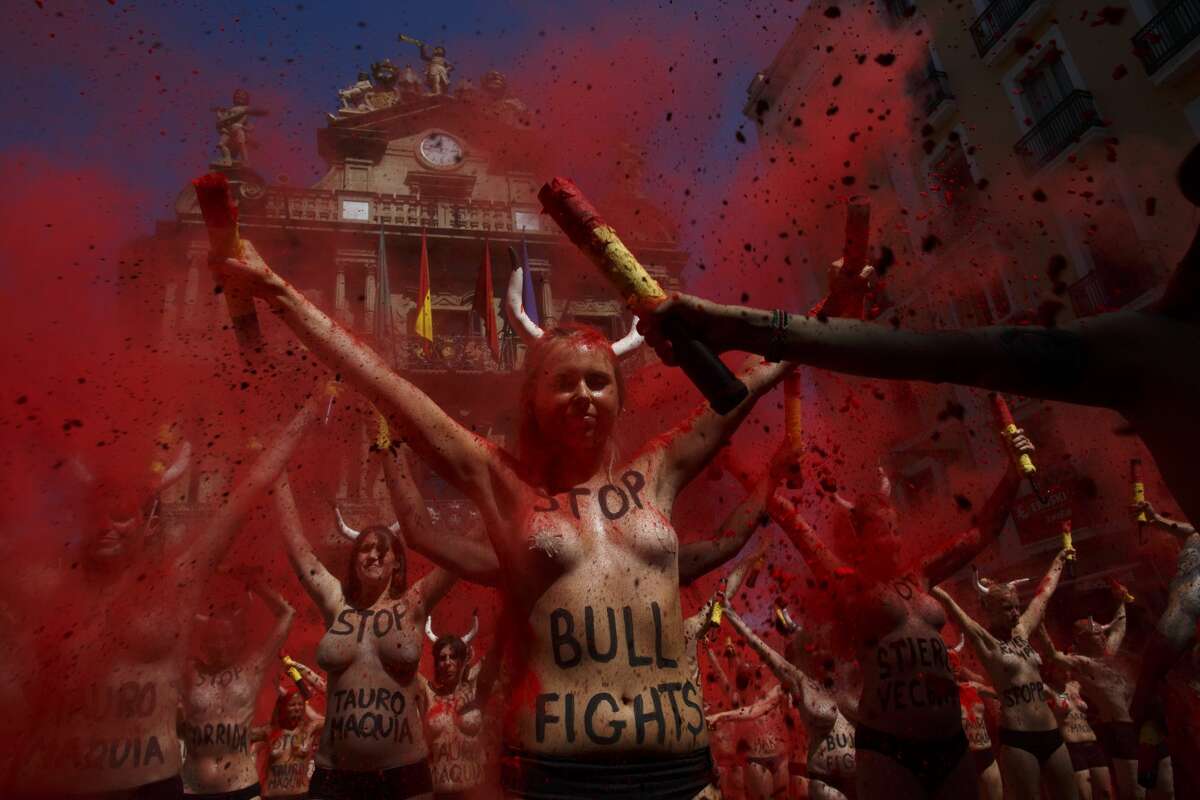 World news photos: Battle over bulls, Syrian leisure moment and more