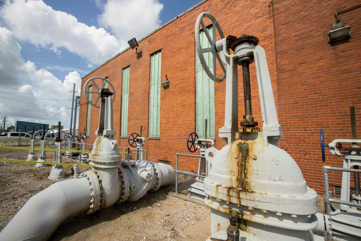 Renovated pump station to help big industry stay cool