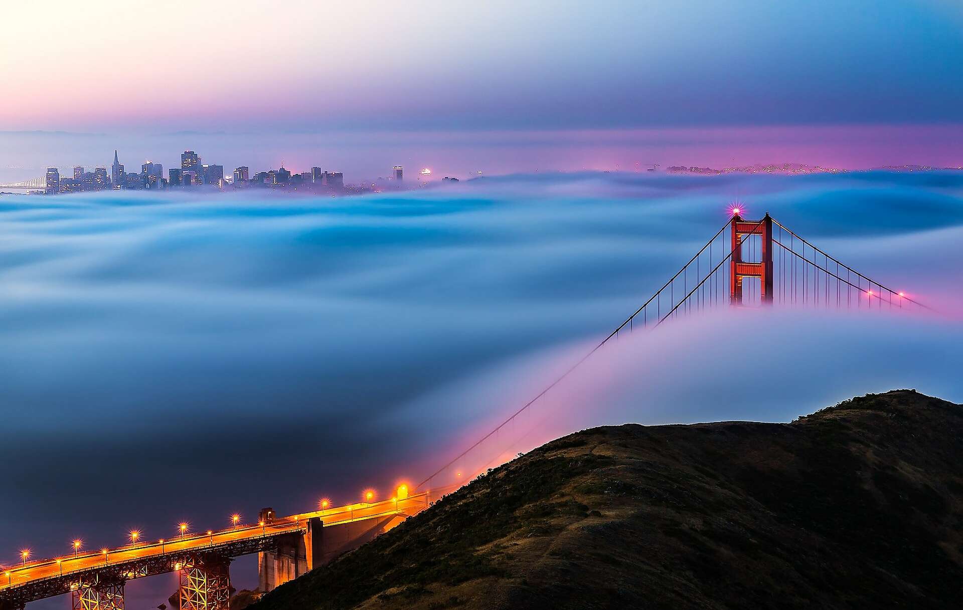 San Francisco's summer fog as you've never seen it before