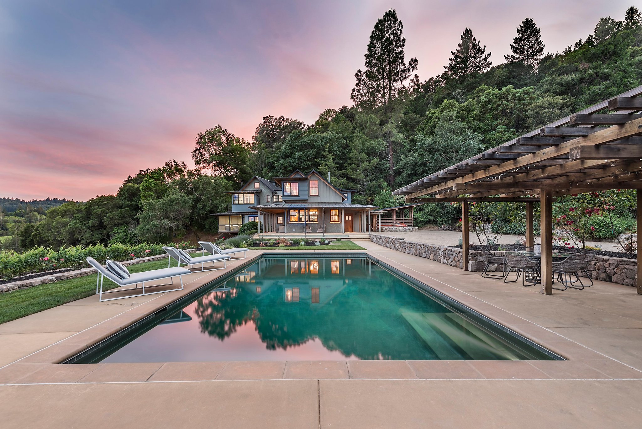 ‘Iconic vineyard estate’ embodiesindoor/outdoor Napa Valley living
