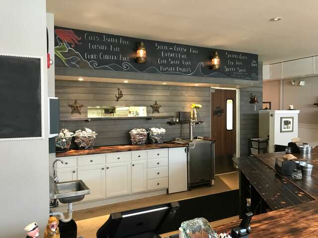 Knot Norm’s in Norwalk is hard to find, easy to love