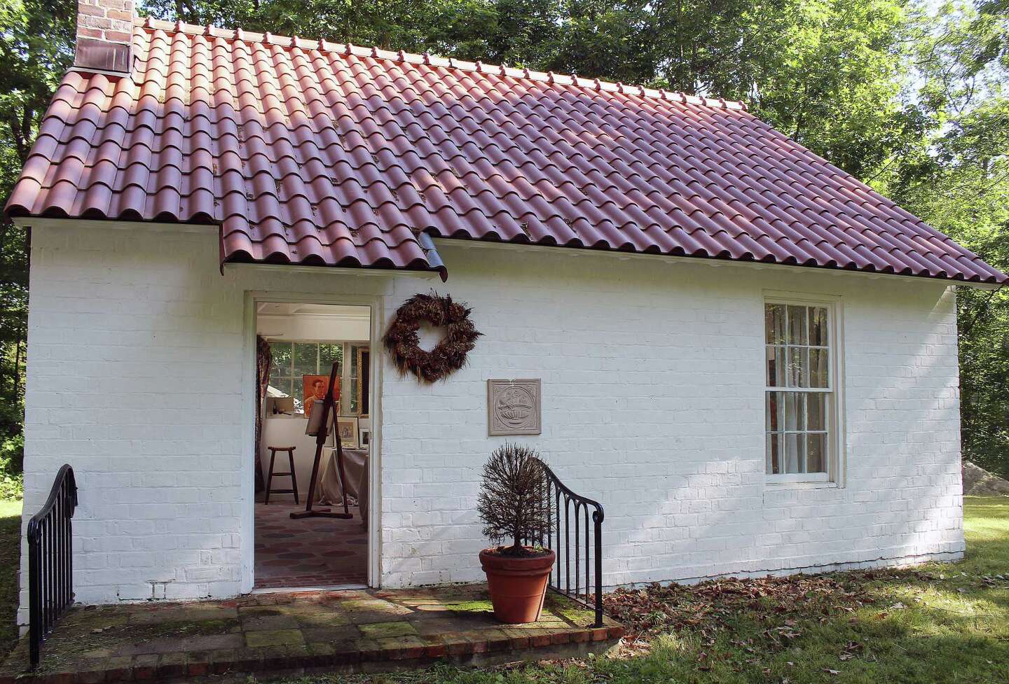 Artist’s grandson delves into Silvermine’s history