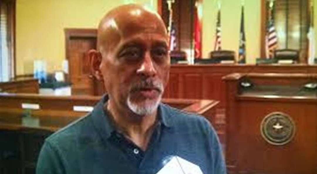 Latino civil rights activist speaks to Laredo Rotary Club about ...