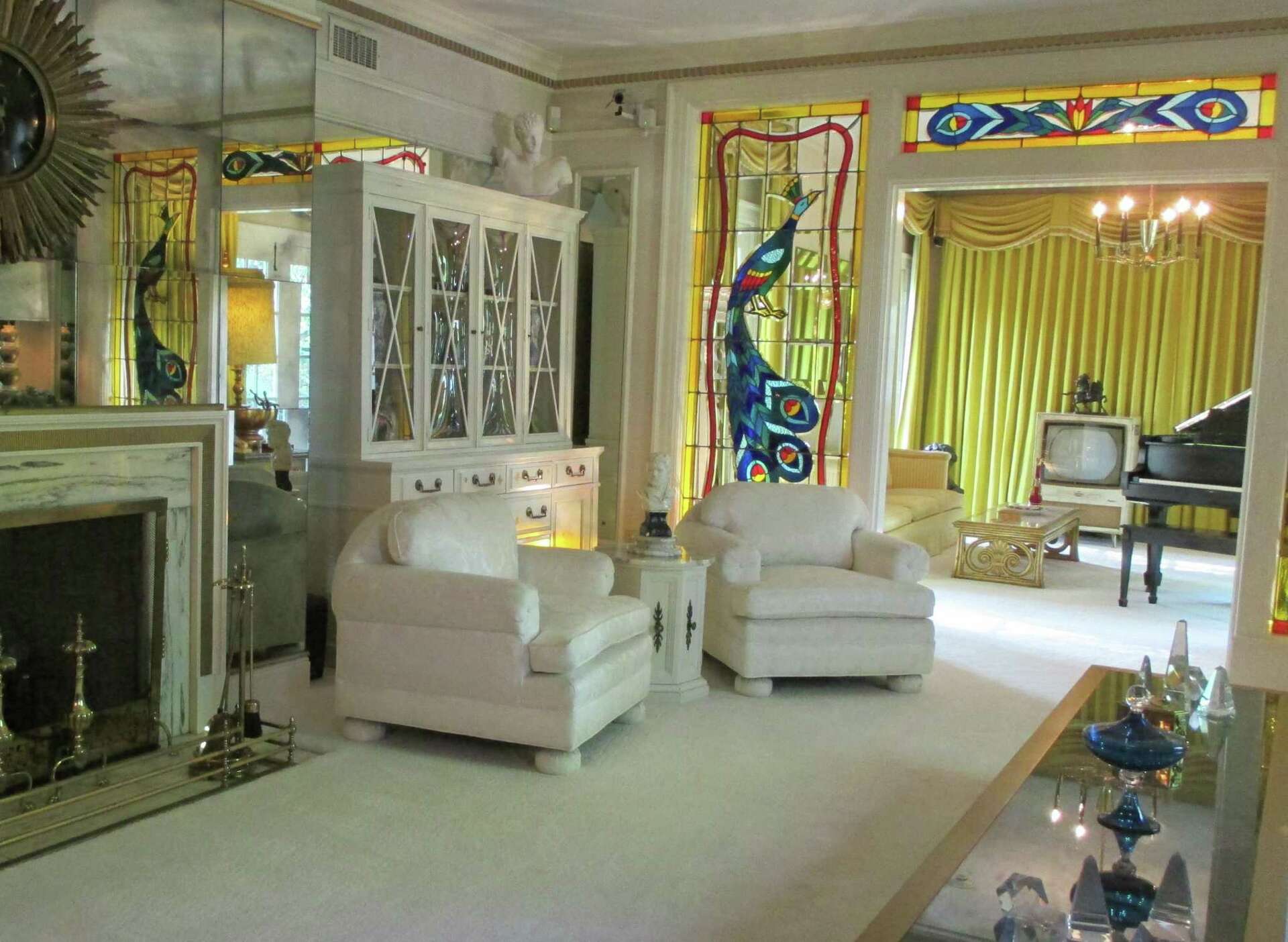 Fit for a king: Graceland mega-complex and hotel open in time for the ...