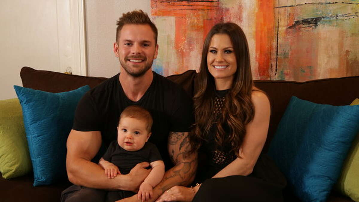 Pro wrestler and new mom Brooke Adams is featured on TLC's 'Rattled'